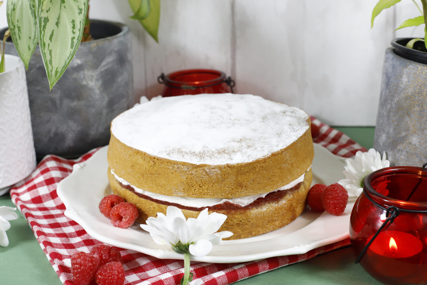 SPONGE Cakes | Cake Delivery UK | Birthday Cakes | Vegan Cakes | Gluten ...
