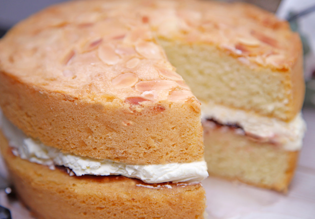 Bakewell Cake